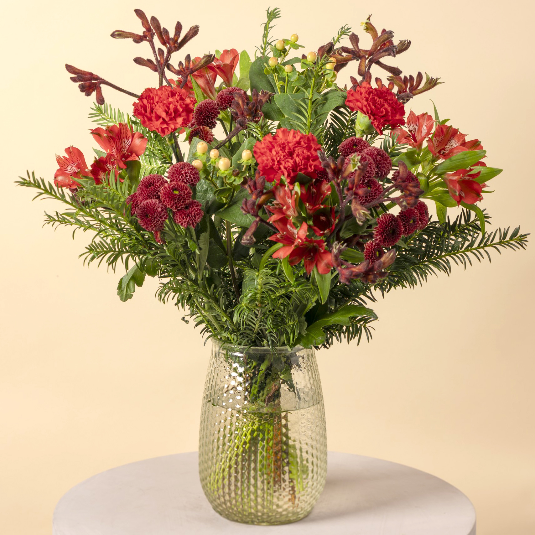 Crimson Fall | Serenata Flowers