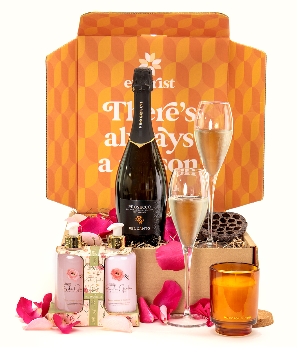 Prosecco & Relax Gift | Eflorist.co.uk