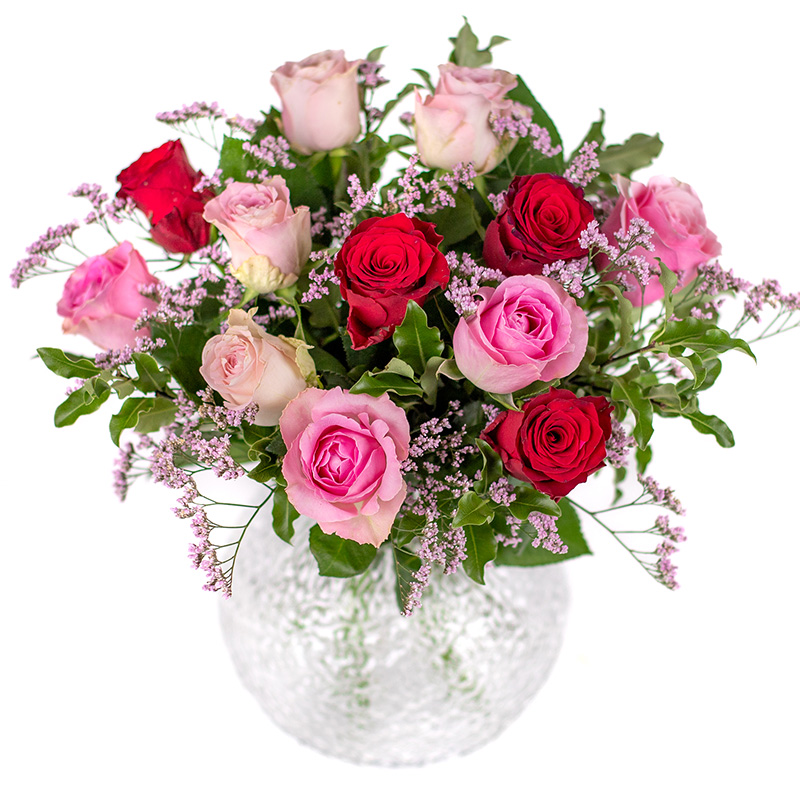 Romantisk bukett med rosor – perfekt för Alla hjärtans dag ...
